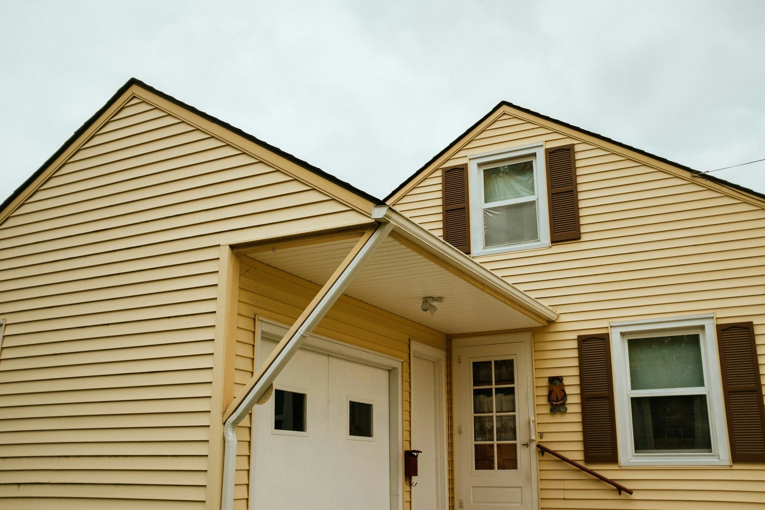 LP Smartside vs. EDCO vs. Mitten Siding | Best Siding for Minnesota ...